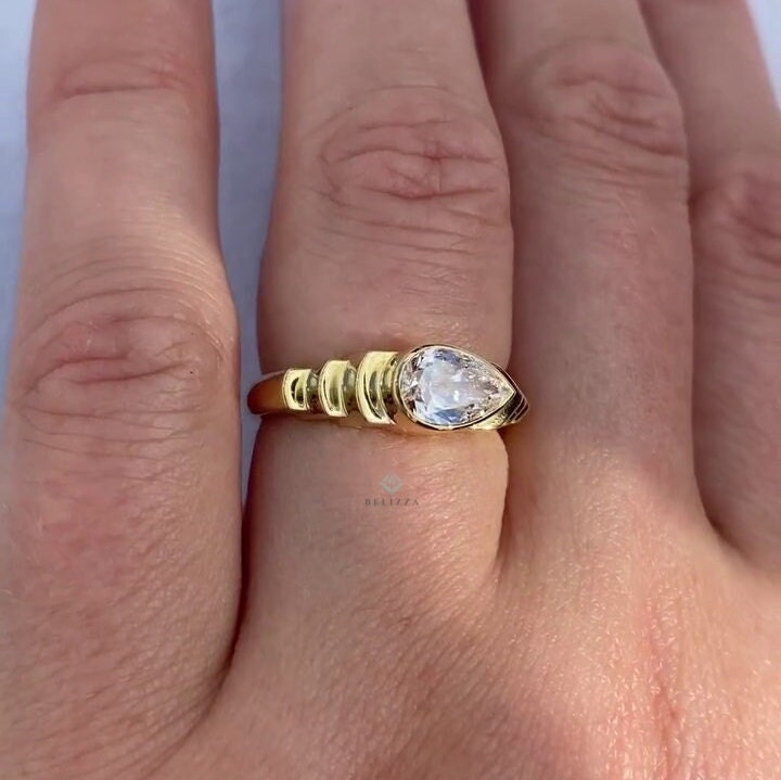 1CT Pear Lab Grown Diamond Solitaire Engagement Ring, 18K Solid Gold ...