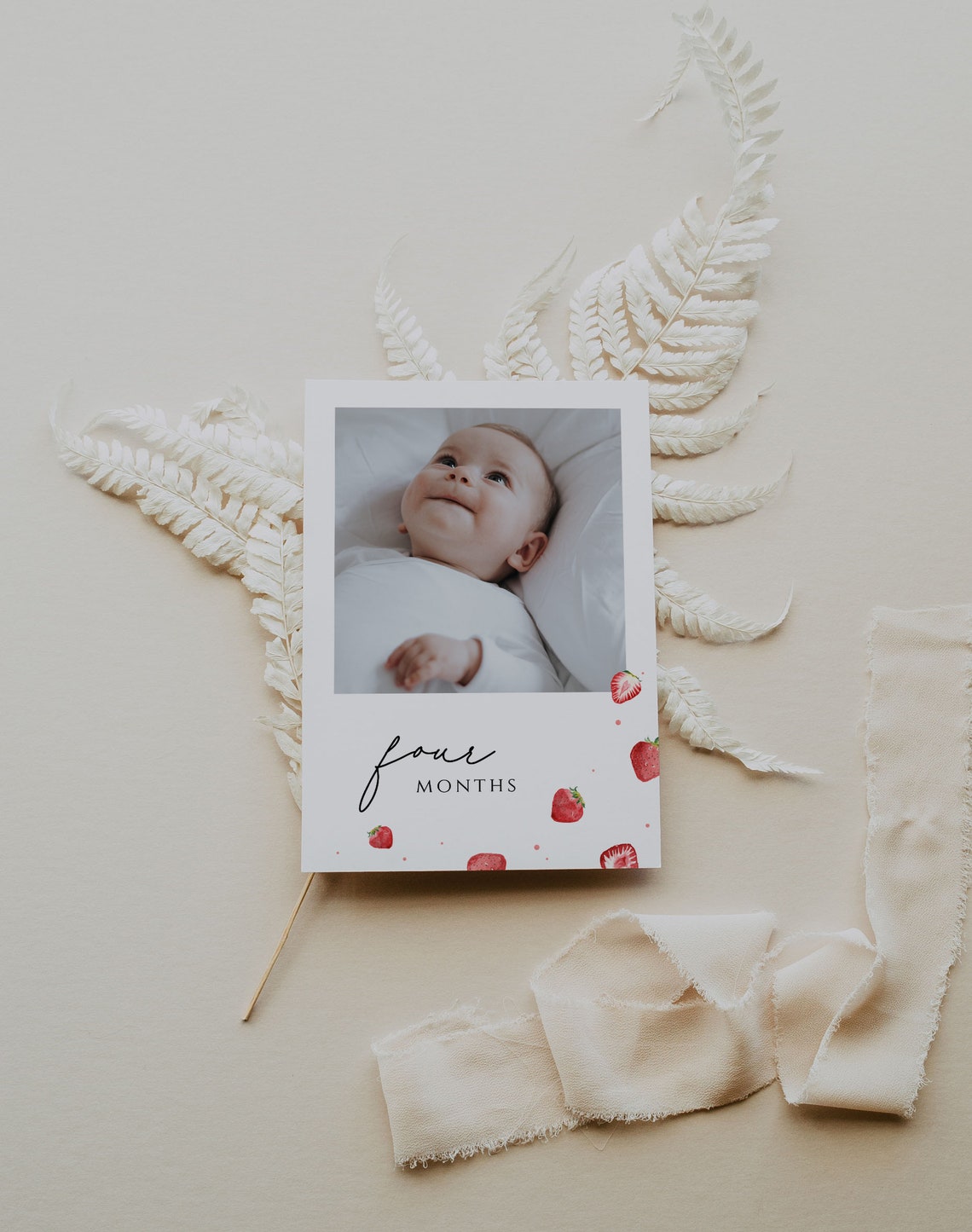 Editable Strawberry Monthly Banner Milestone Photo Cards - Etsy