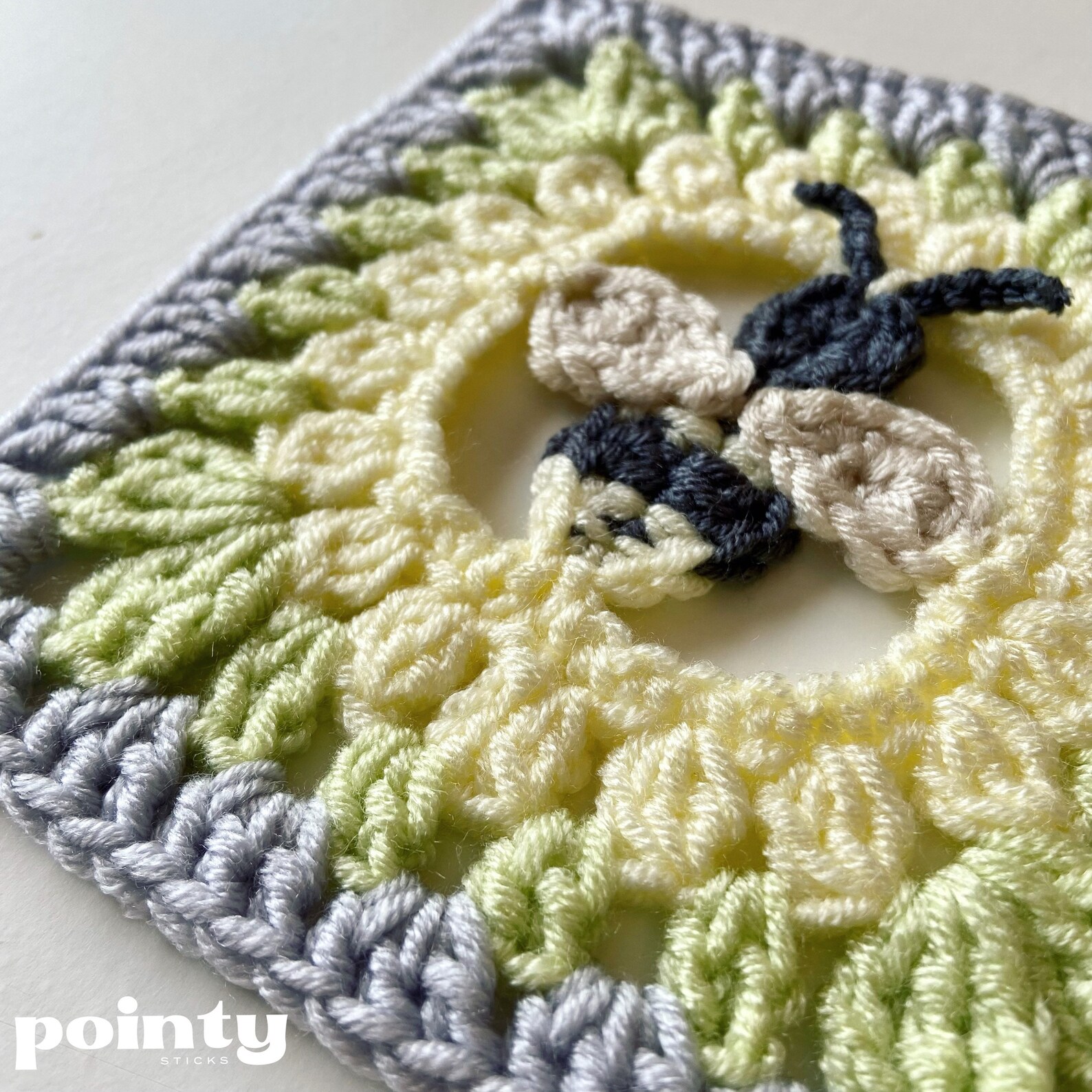 Granny's A Busy Bee Crochet Granny Square With Extra Photos and Details ...