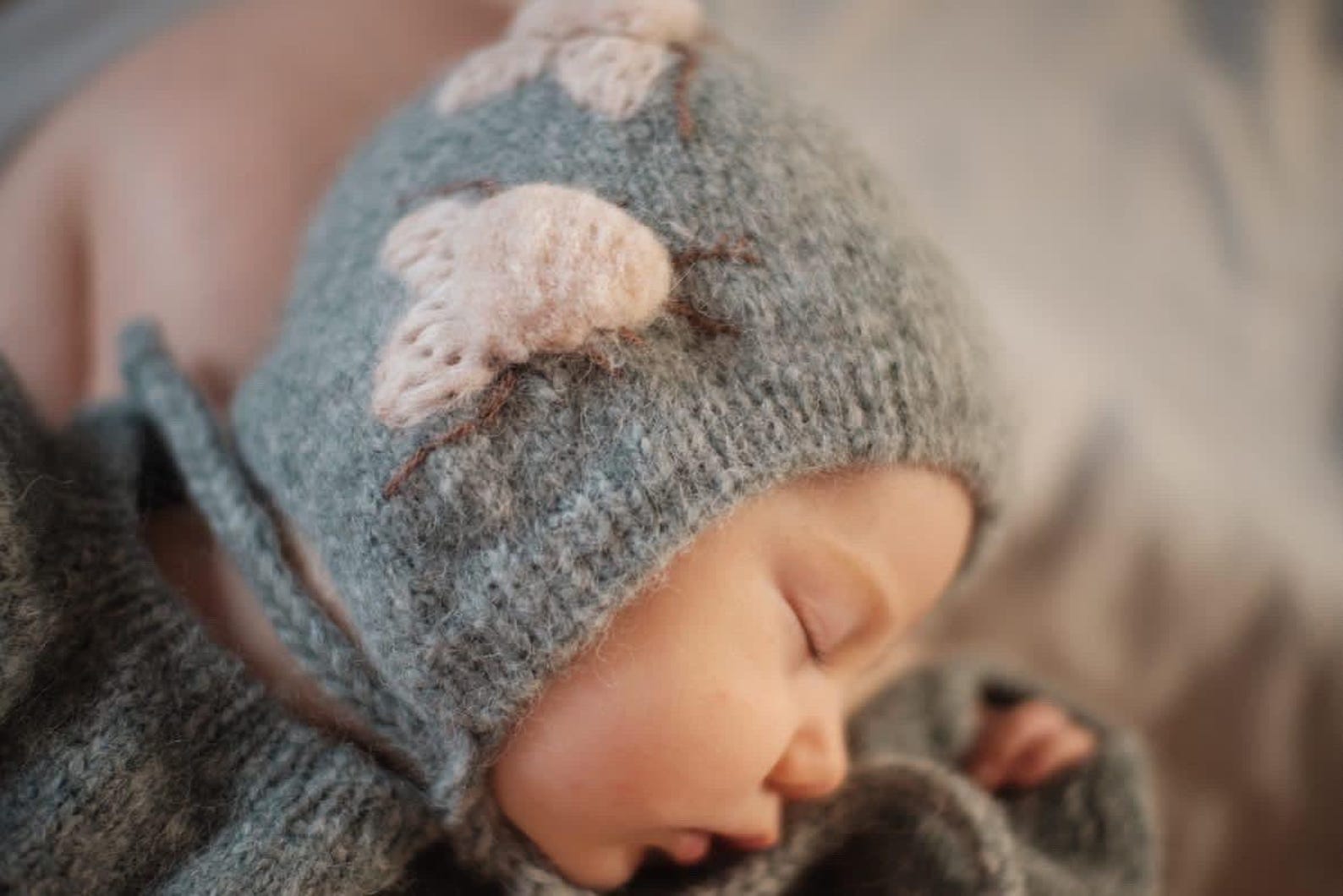 Moths Bonnet Knitting Pattern, Embroidered Baby Hat (PDF Instructions ...