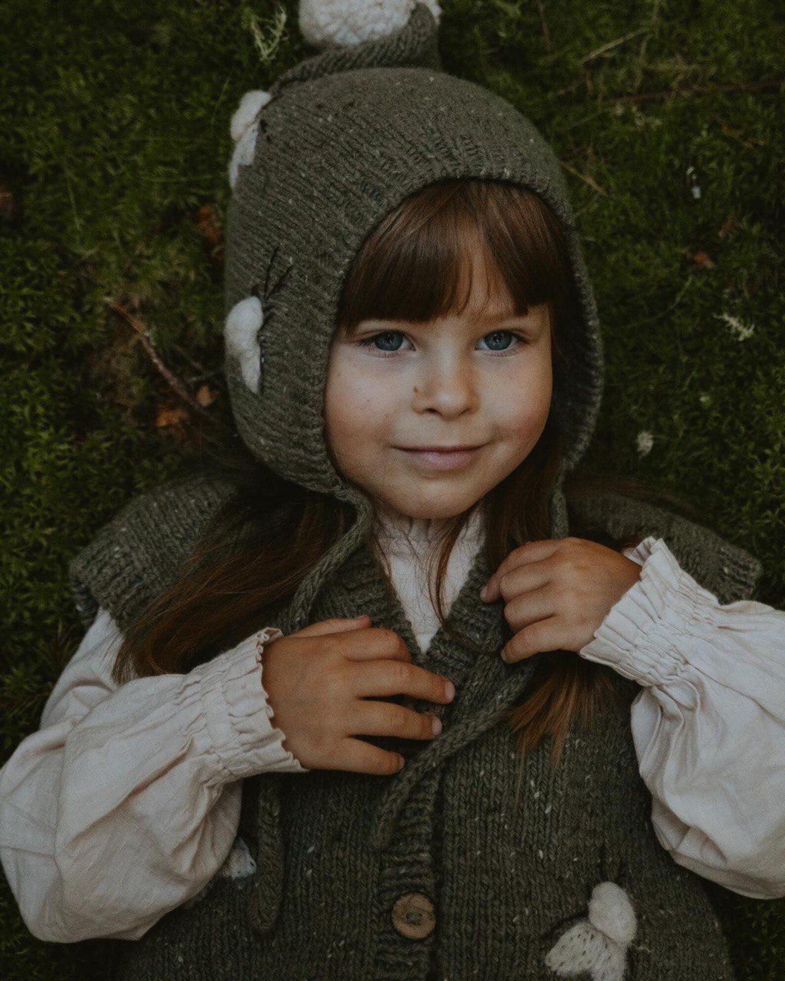Moths Bonnet Knitting Pattern, Embroidered Baby Hat (PDF Instructions ...