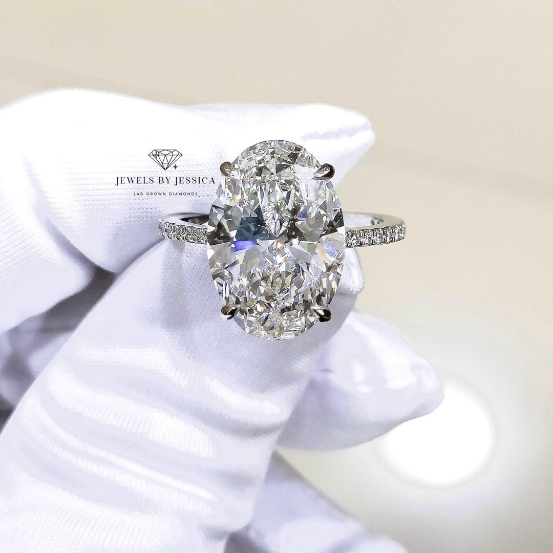 The “laura” 7.45ctw. Oval Lab Grown Diamond Cathedral Set Pavè ...