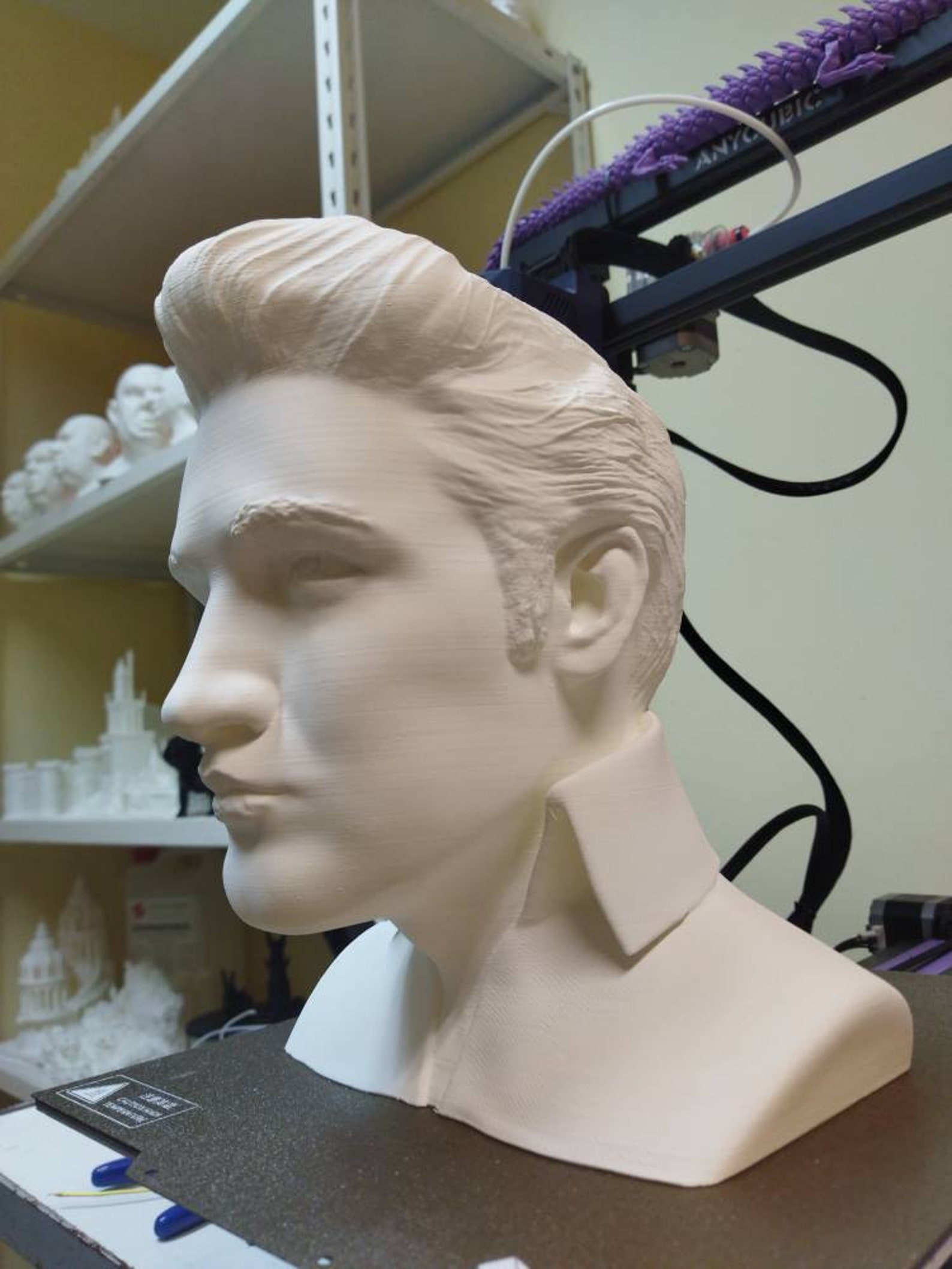 Elvis Presley Bust - King of Rock 'n' Roll Tribute - 24cm Height - Etsy