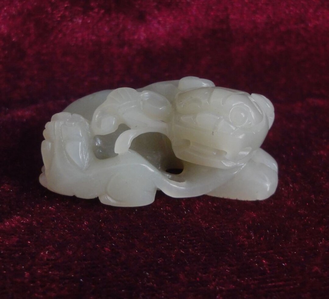Very Fine Old Chinese Hand Carving pixiu Beast Statue Nephrite Jade ...