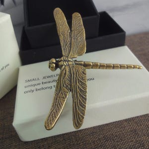 Small Dragonfly Statue - Etsy UK
