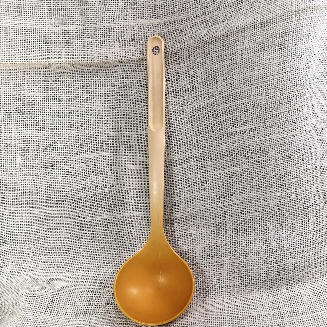 Tupperware E Series Ladle Spoon #1816 Yellow 12" Nylon Kitchen Utensil ...