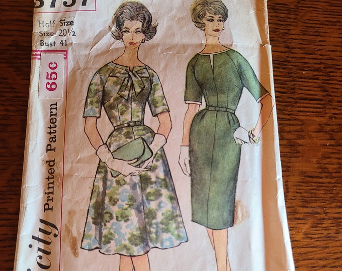 Half Size 20 1/2 Dress From the 60's. Simplicity 3757 - Etsy
