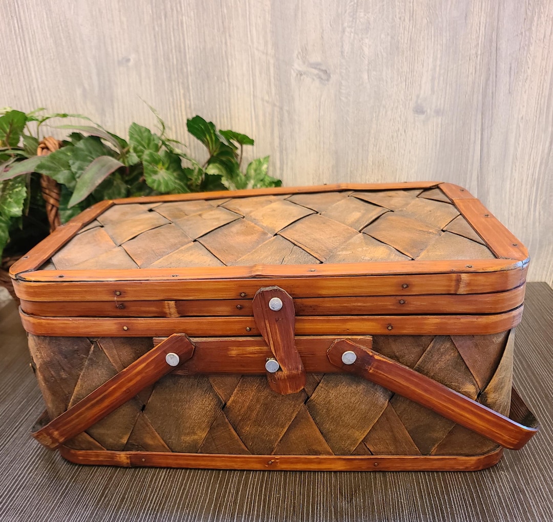 Vintage Wood Storage Box. Lattice Design. - Etsy