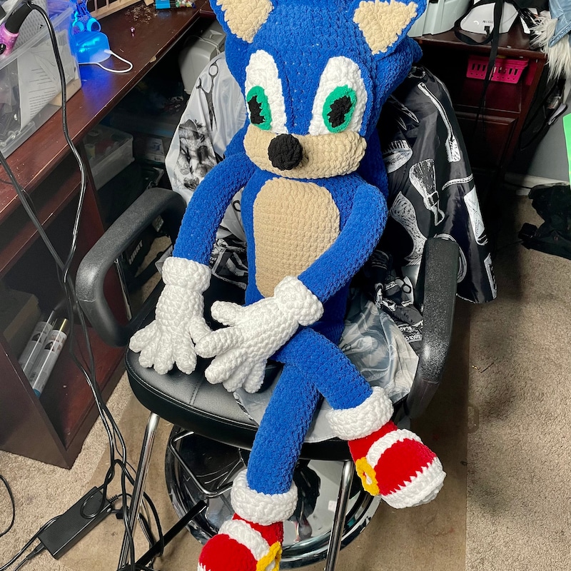 Sonic the Hedgehog Plushie - Etsy