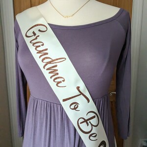 Grandma to Be Baby Shower Shoulder Sash, Cross Body Grandmother ...