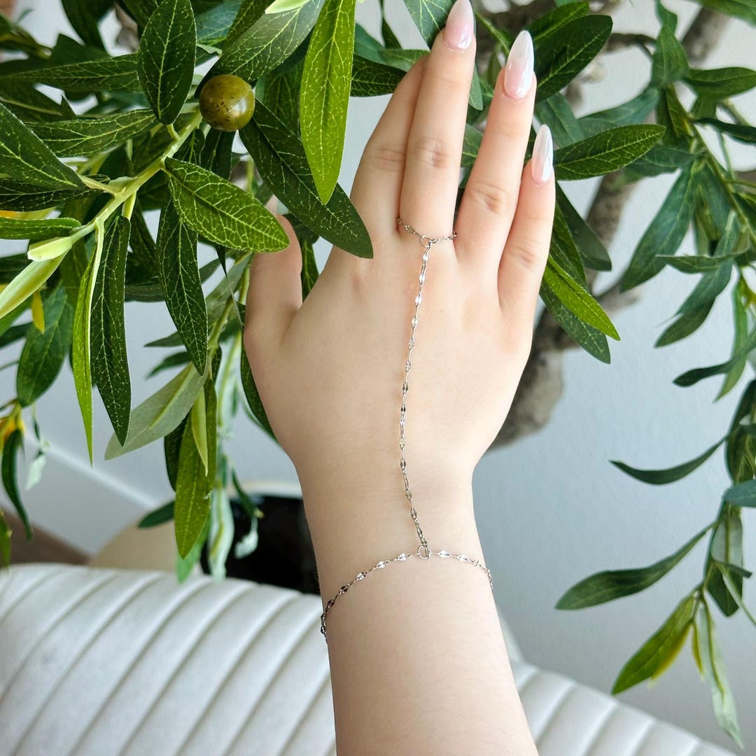 Silver Hand Chain Bracelet for Women, Minimalist Finger Chain Jewelry ...