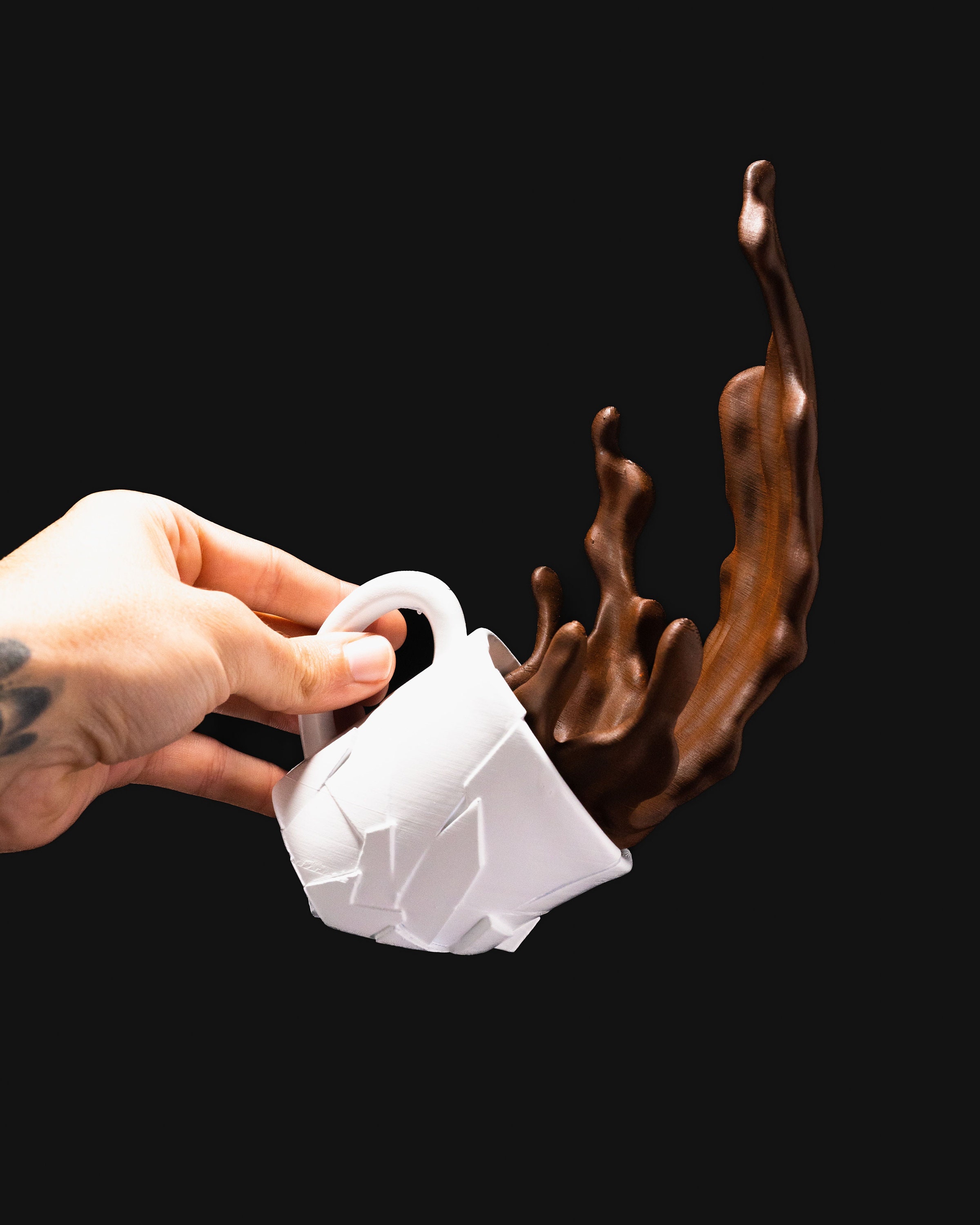 Falling Coffee Cup Decoration | Spilling Coffee Mug | Optical Illusion ...