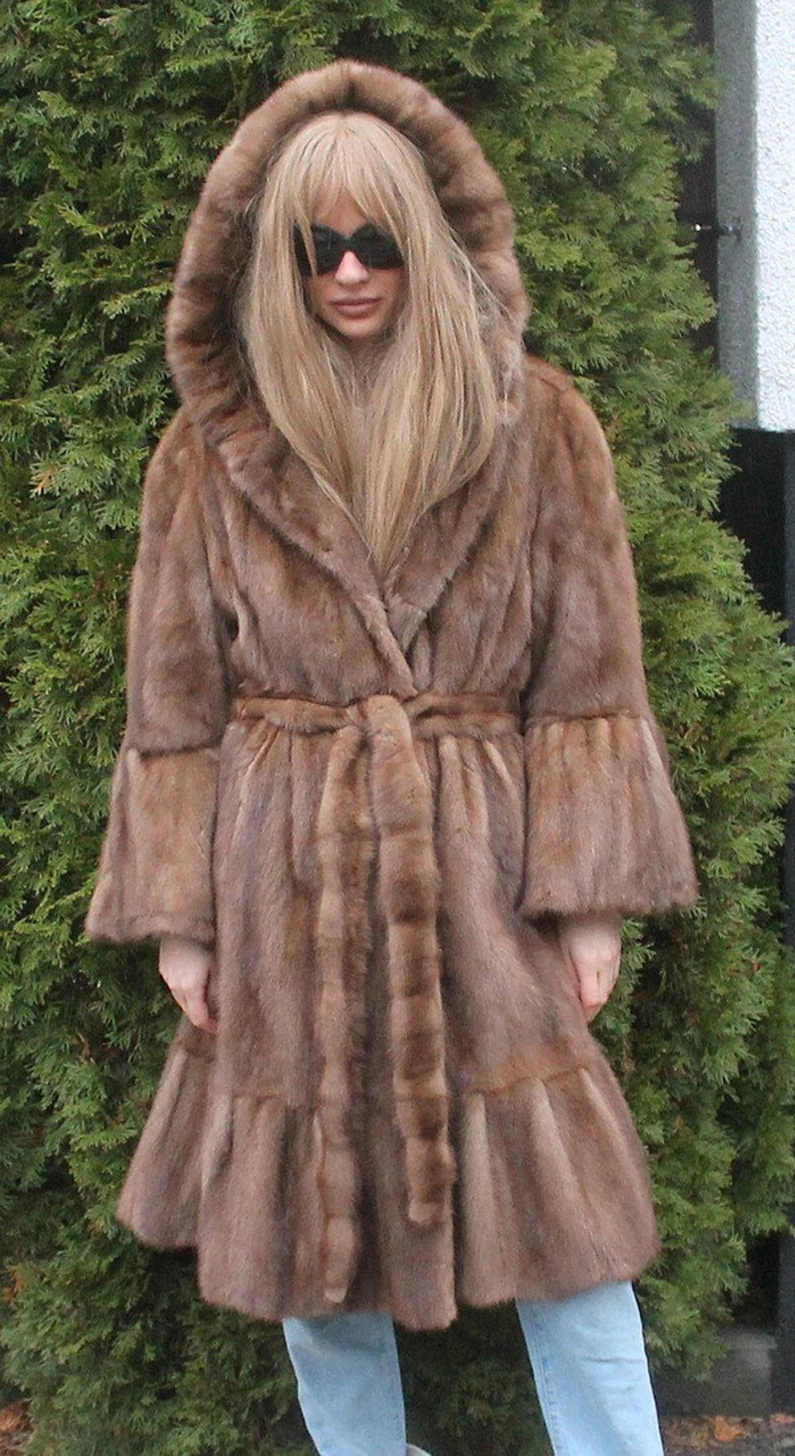 100% Real Ranch Mink Fur Coat With Hood Clothing Trench Outwear XL/ 2XL ...