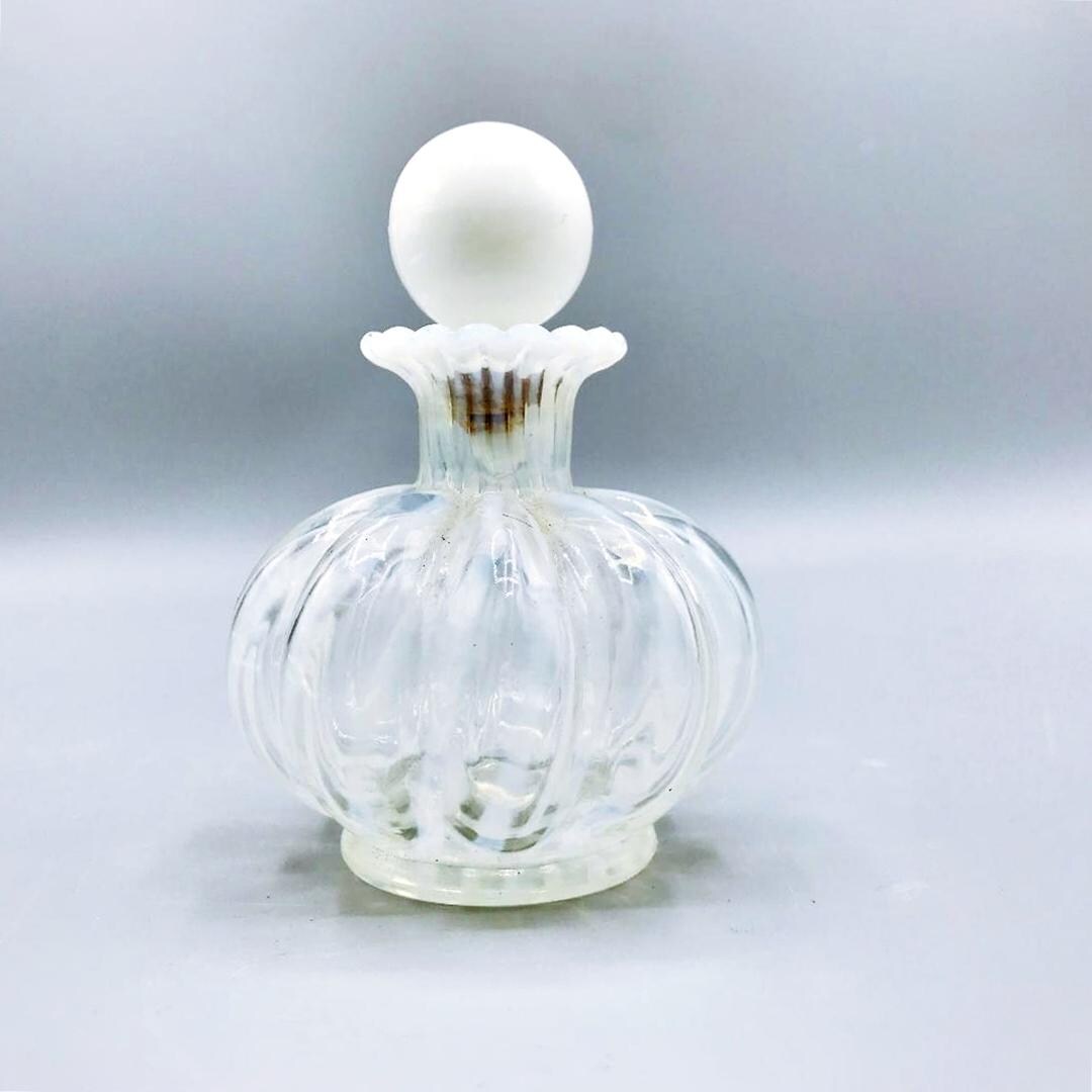 Vintage Fenton White Opalescent Fluted Puff Perfume Bottle With Stopper ...