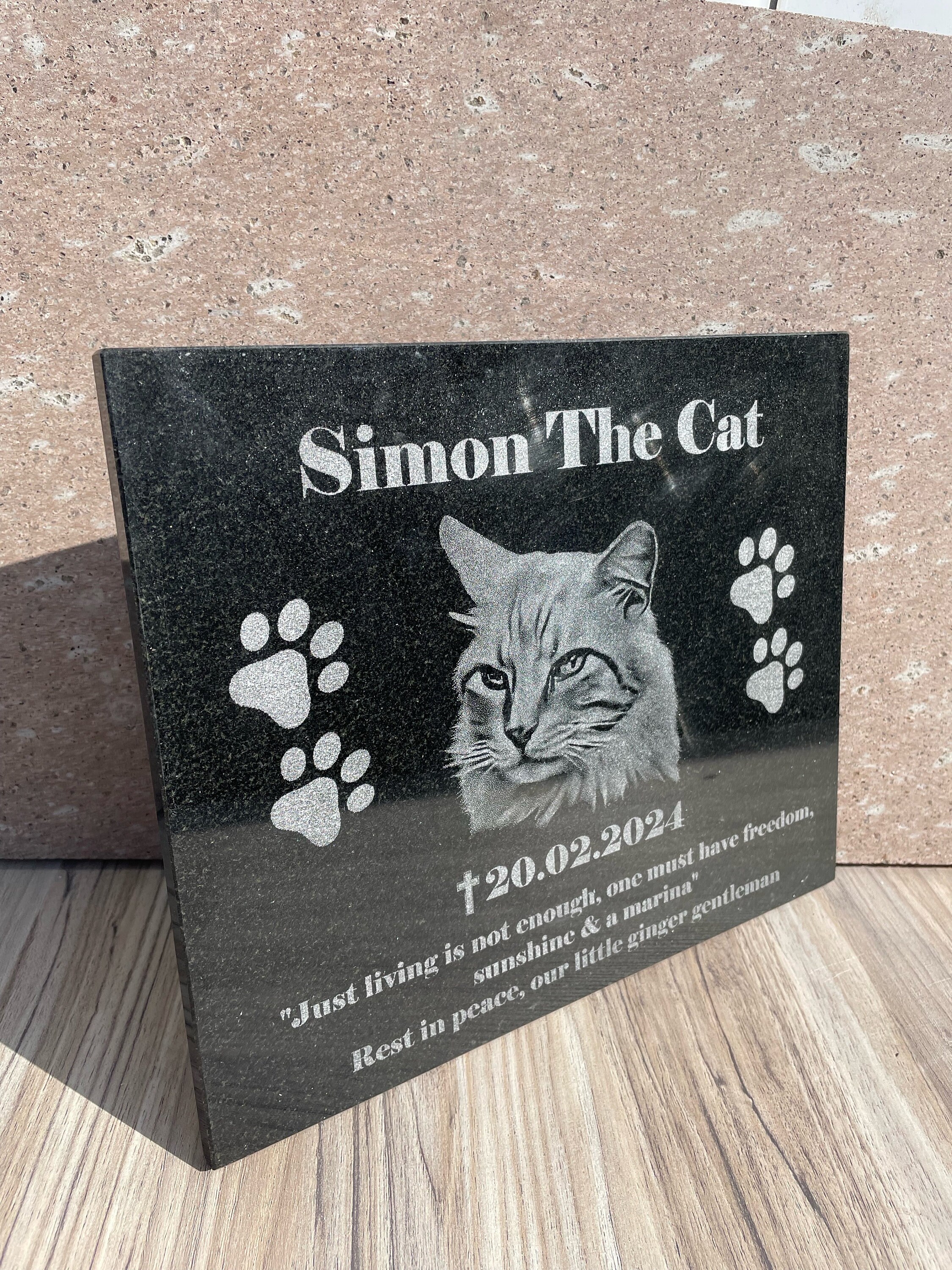 Personalized Cat Memorial Stone: Diamond Engraved Portrait on Black ...