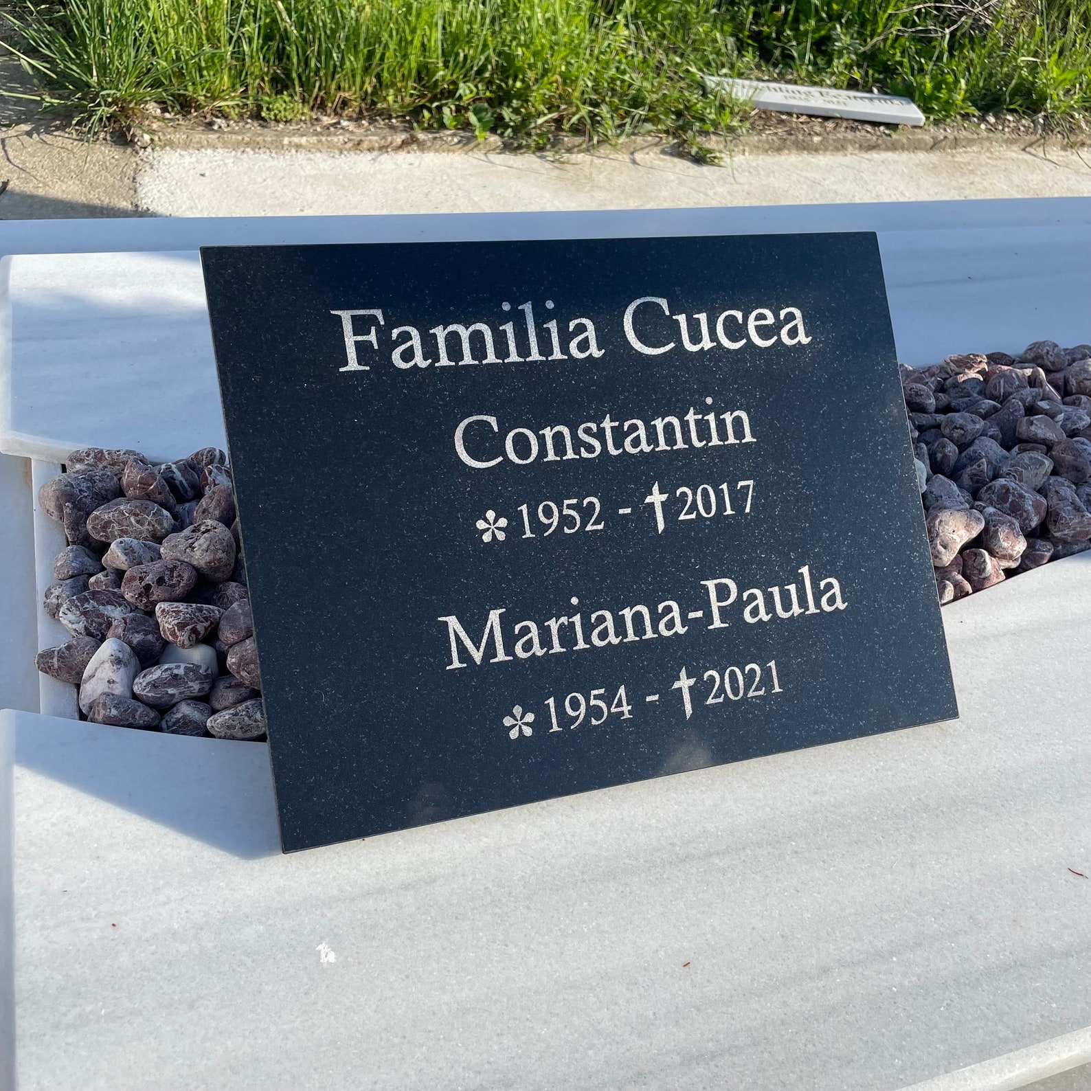 Custom Engraved Granite Memorial Stone - Personalized Headstone Plaque ...