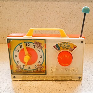 Vintage Fisher Price Musical Clock Radio: Hickory Dickory Dock Toy - Etsy