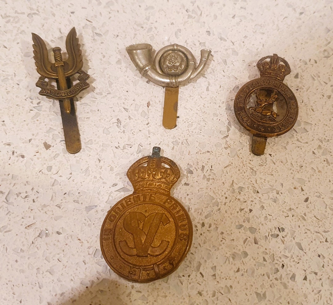 Vintage Military Cap Badges: WW1 WW2 SAS, Hertfordshire Regiment - Etsy UK