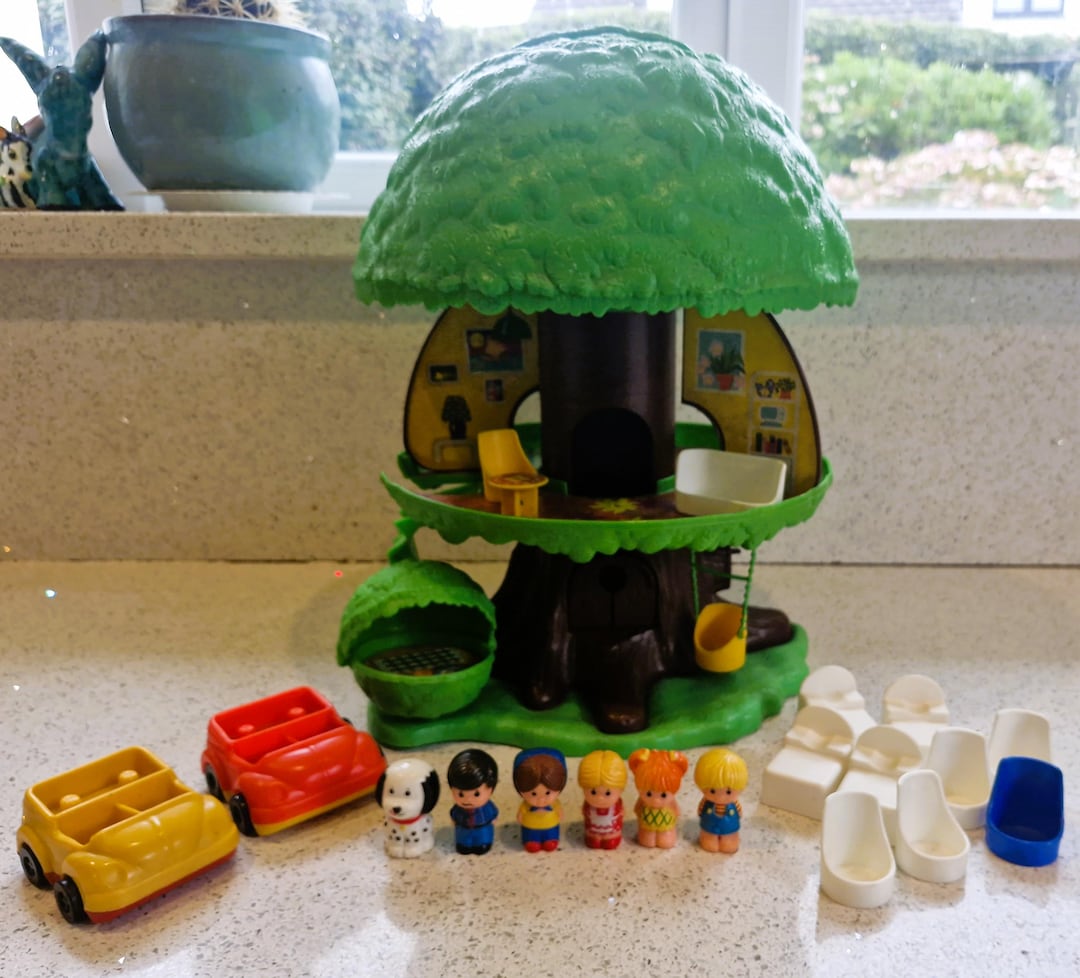 Vintage 1970s Palitoy Pop up Tree House: Complete Set With Car ...