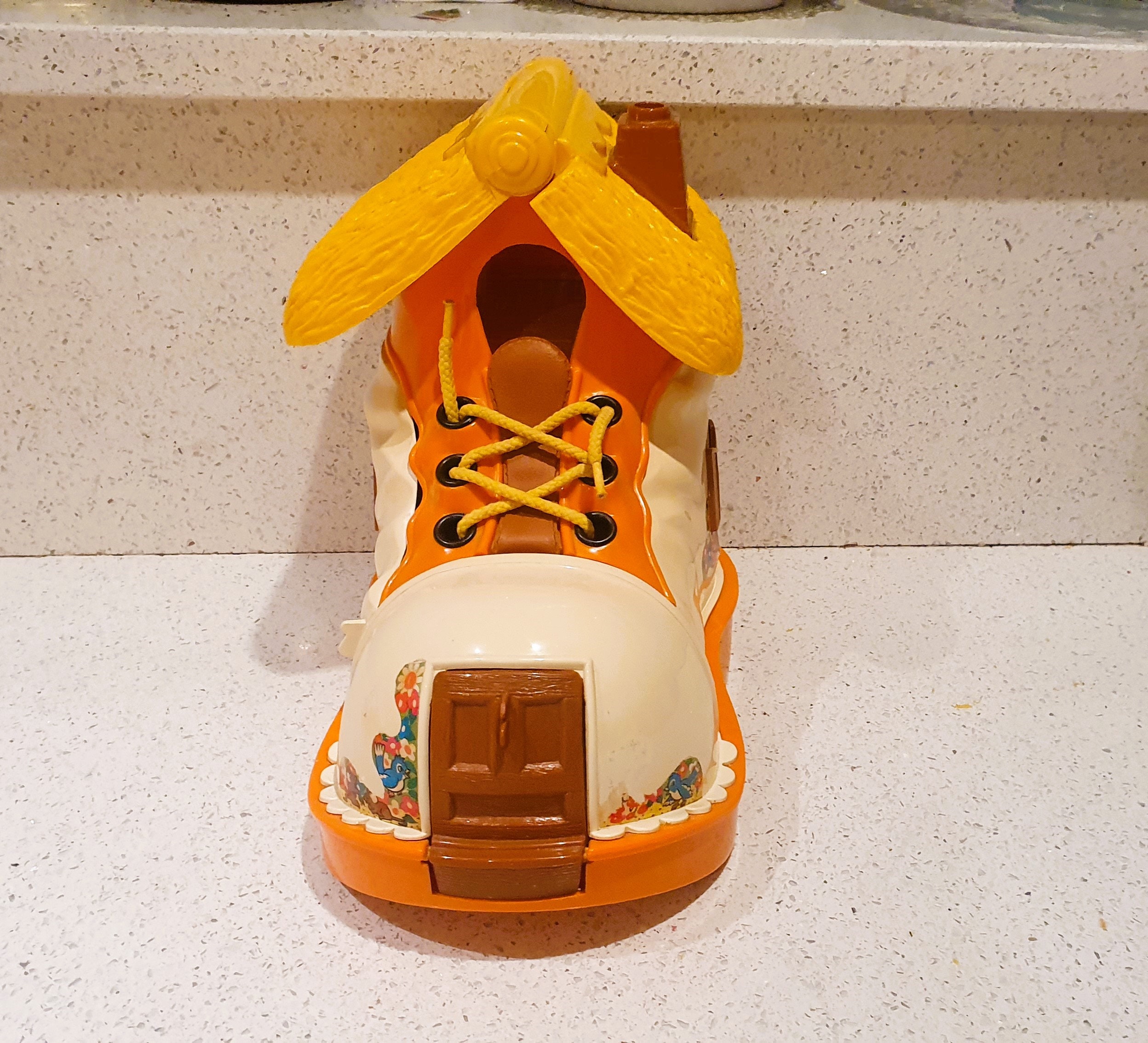 Vintage 70s Toy Matchbox Play Boot Shoe House Live N Learn - Etsy UK