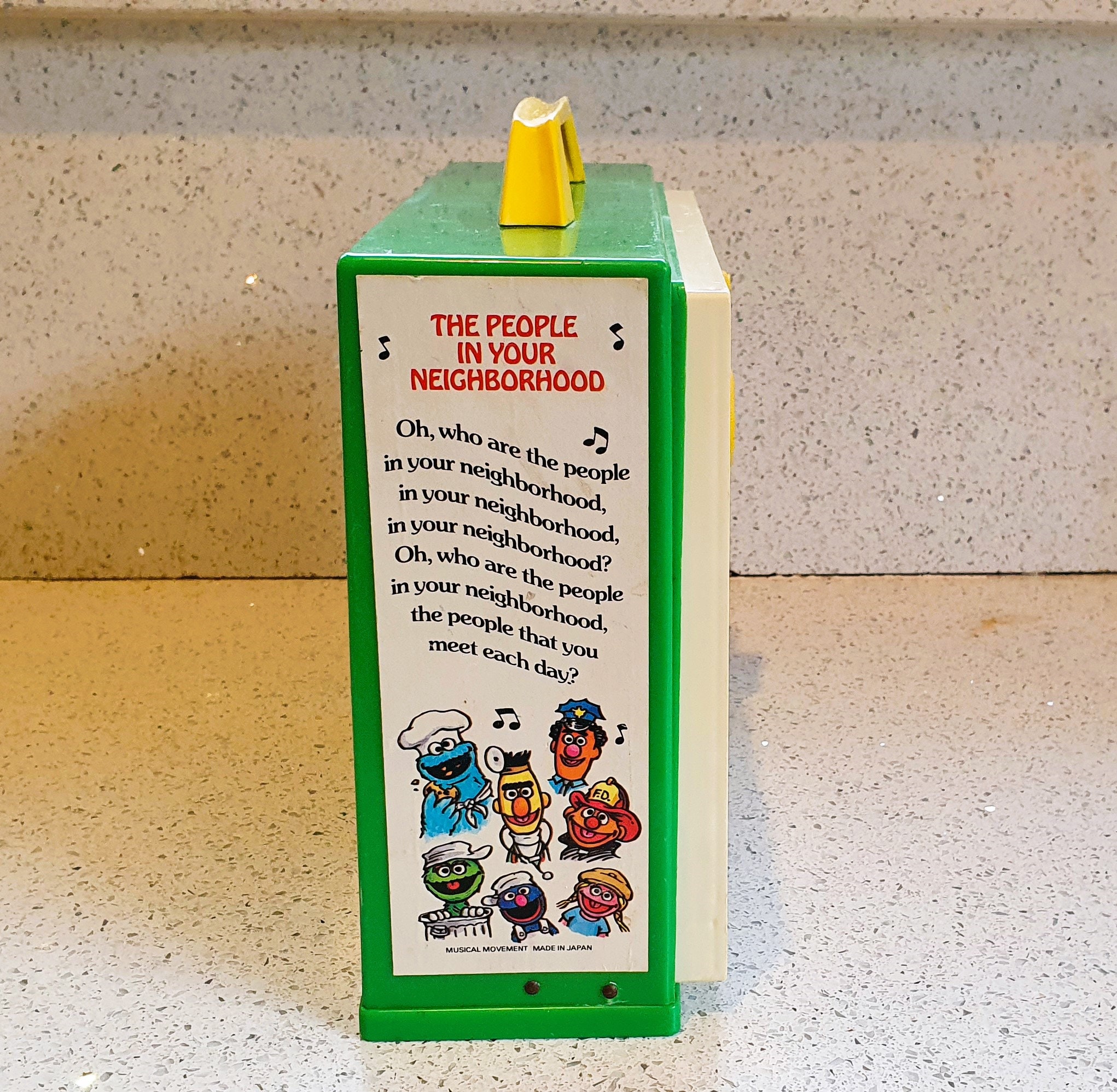 Fisher Price Sesame Street Giant TV, Wind up Music, Very Good Condition ...