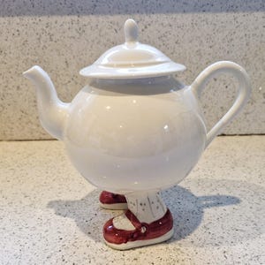 Carltonware, Walking Teapot, Hand Painted, Carlton Ware Walking Teapot ...