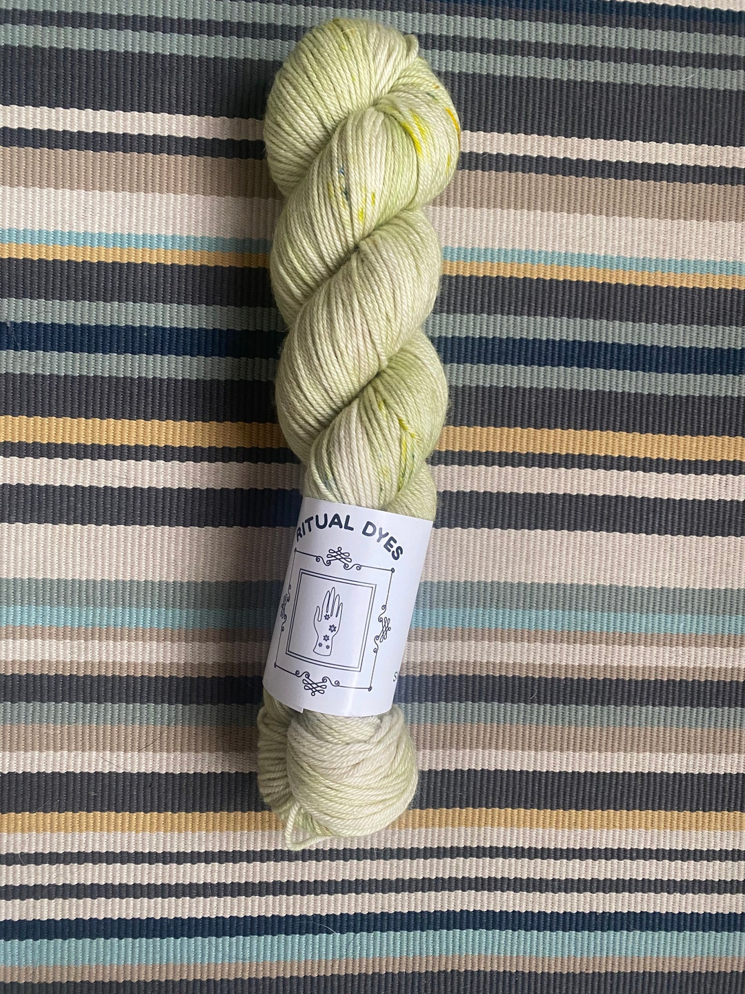 Ritual Dyes Gem Club Priestess DK August Peridot Green - Etsy