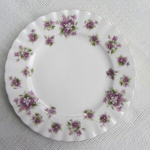 Royal Albert Sweet Violets Tea Cup Trio, Vintage English Bone China Cup, Saucer and Tea Plate ...