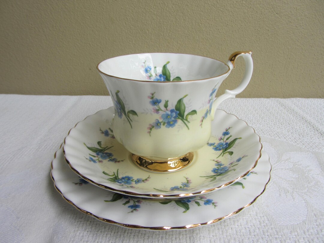 Royal Albert Tea Cup Set. Forget Me Nots on White and Primrose. English ...