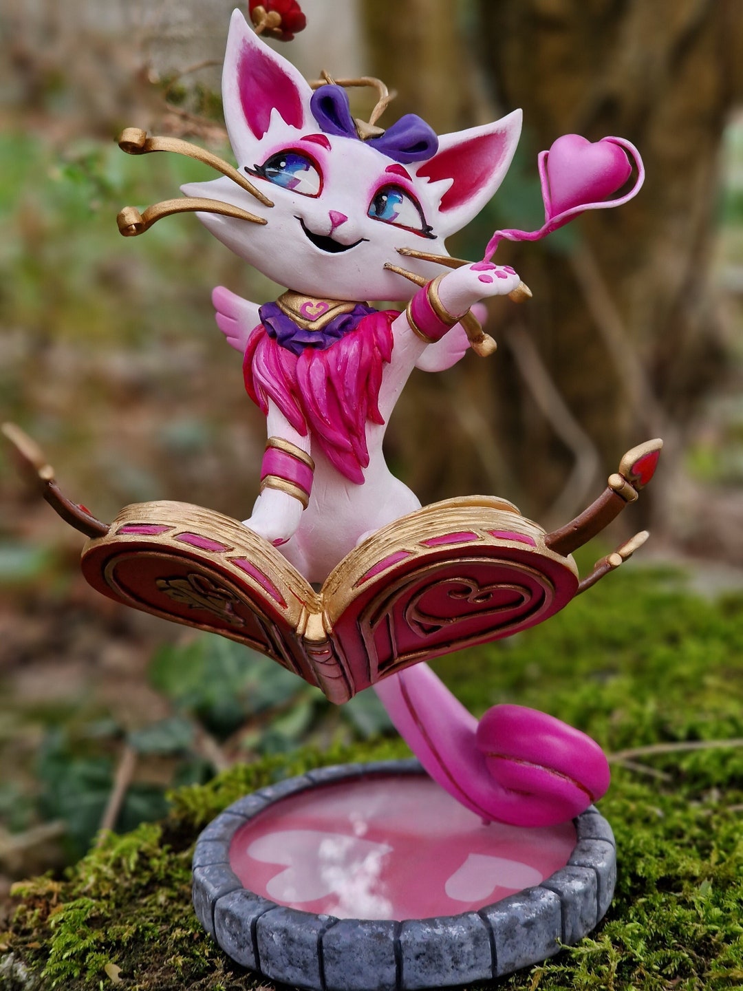 Fan Art Yuumi Heartseeker Inspired by LOL Figurine Handmade Statuette Figure - Etsy