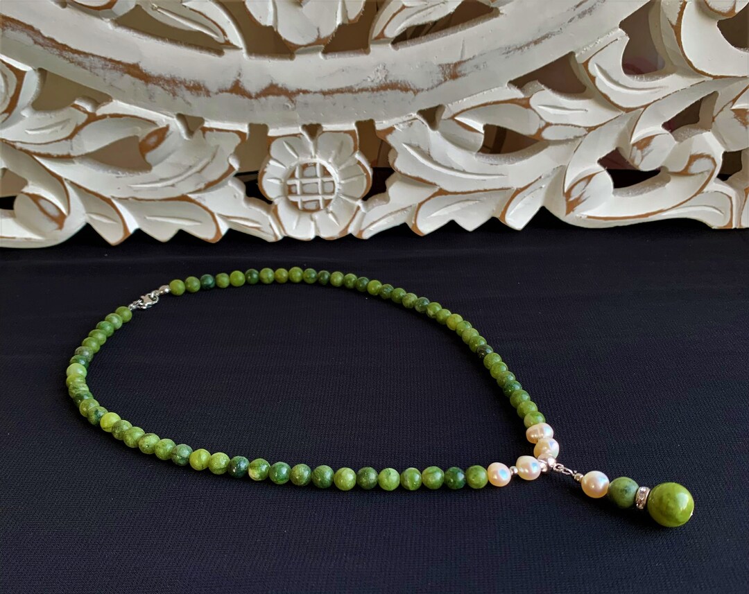 Genuine Taiwan Jade, Naturally Undyed, Necklace of 6 Mm Pearls With 7 ...
