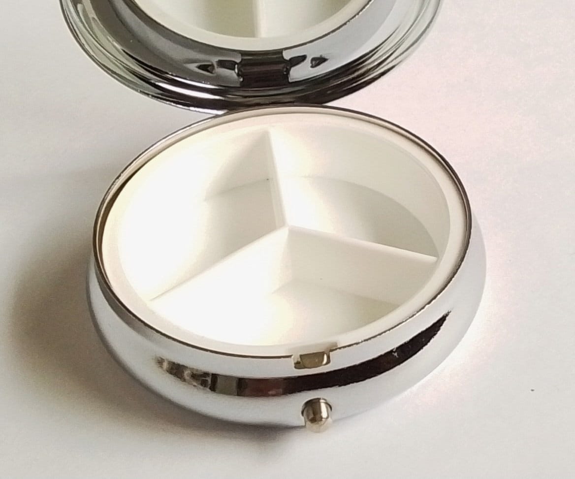 Small Round Pill Box With Floral Decoration in Polymer Clay, Pink ...