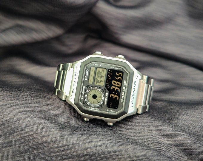RARE Casio R-19 Casiotron Digital Vintage Mens Watch/ Collector Watch/ Very Good Condition ...