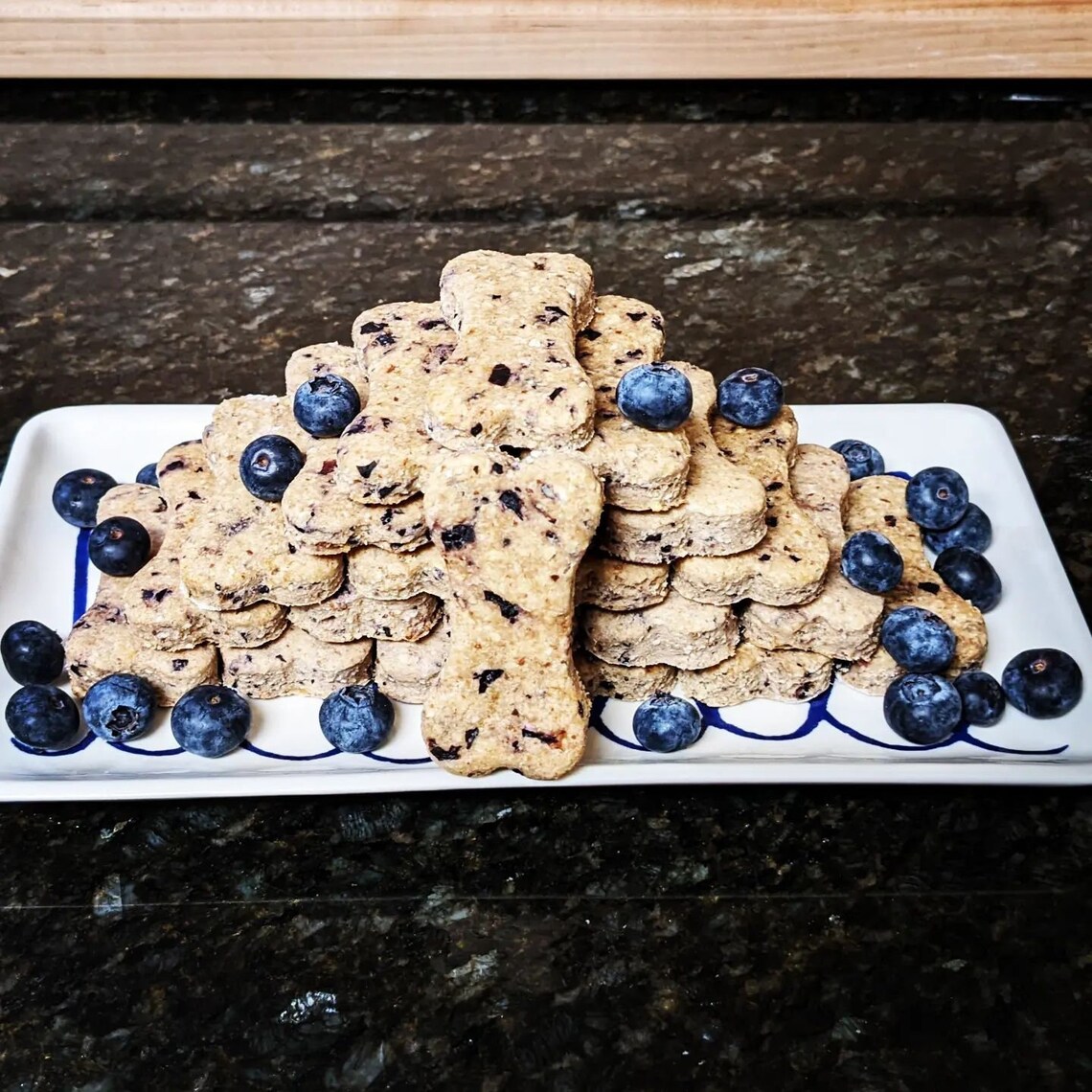 Talley's Blueberry Bonanza Dog Treats Whole Wheat Organic Bags or Large ...