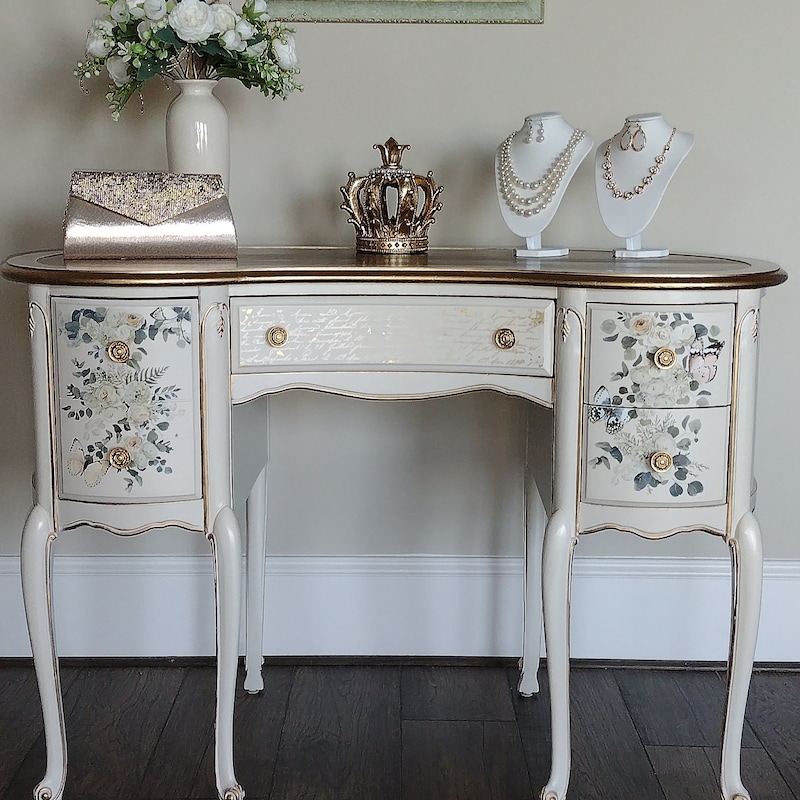 Vintage Vanity Table - Etsy