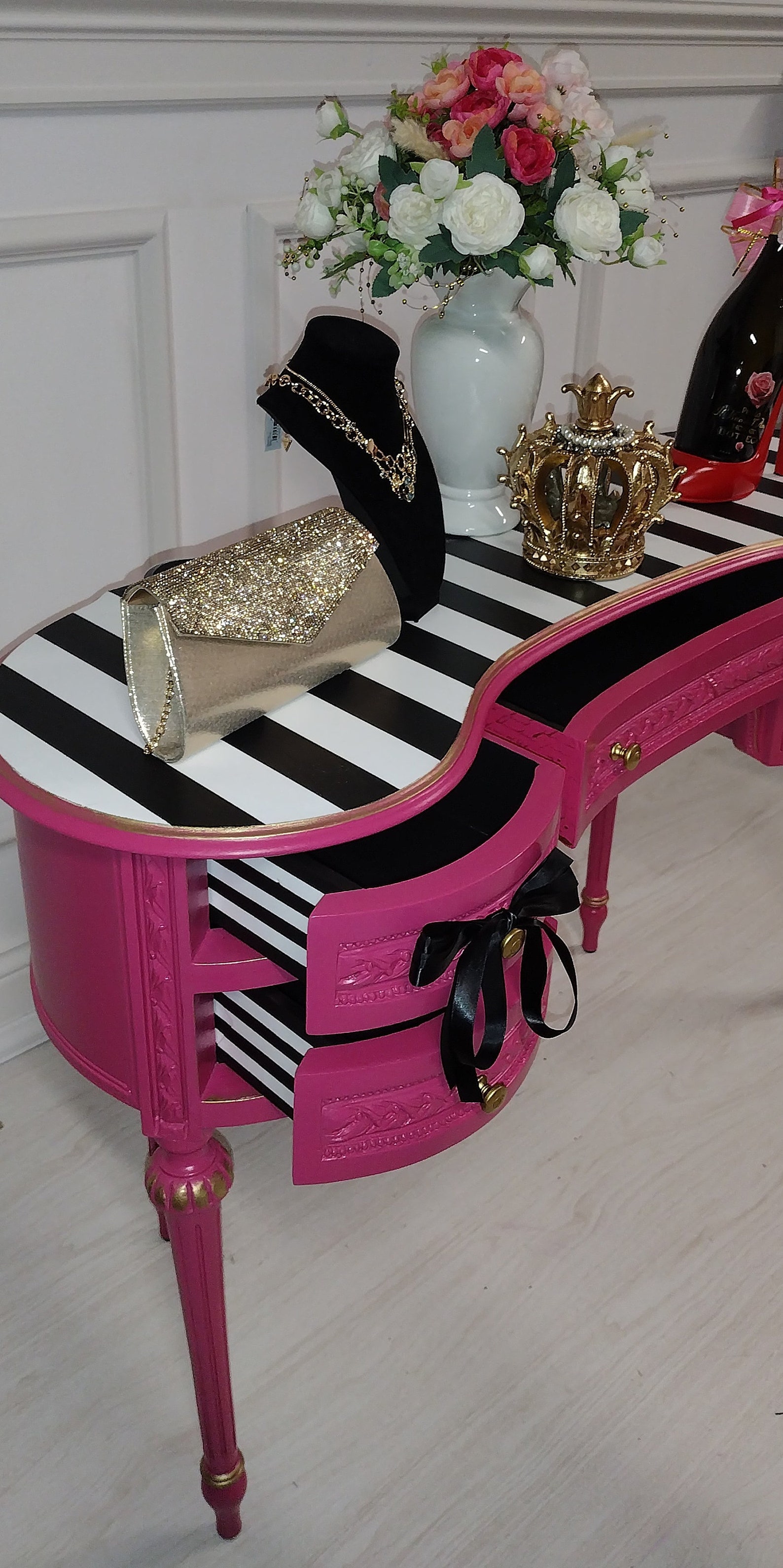SOLD- Do Not Purchase Vintage Vanity Pink Elegant Diva - Etsy