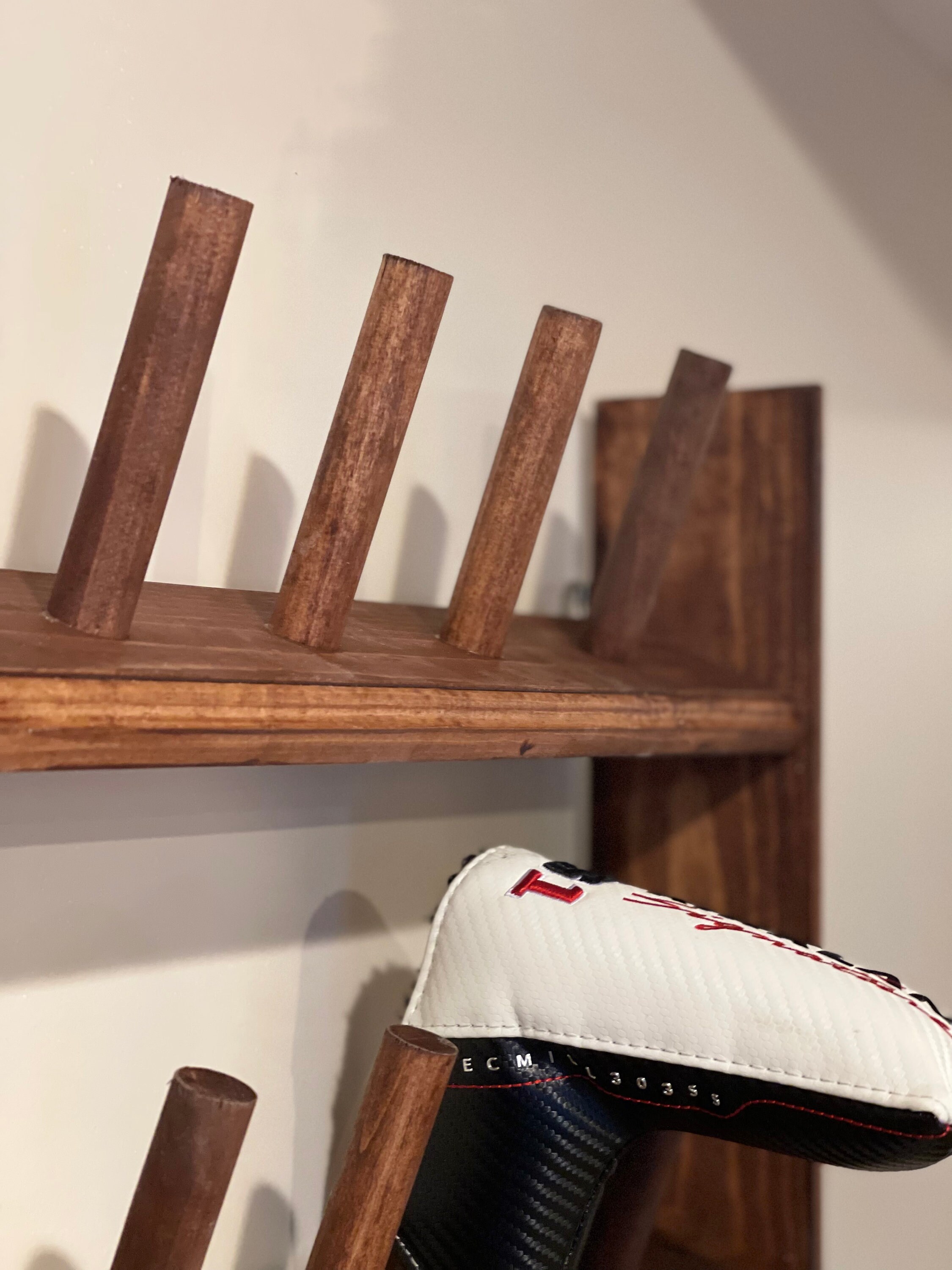Deluxe Putter Cover Wood Wall Display - Etsy