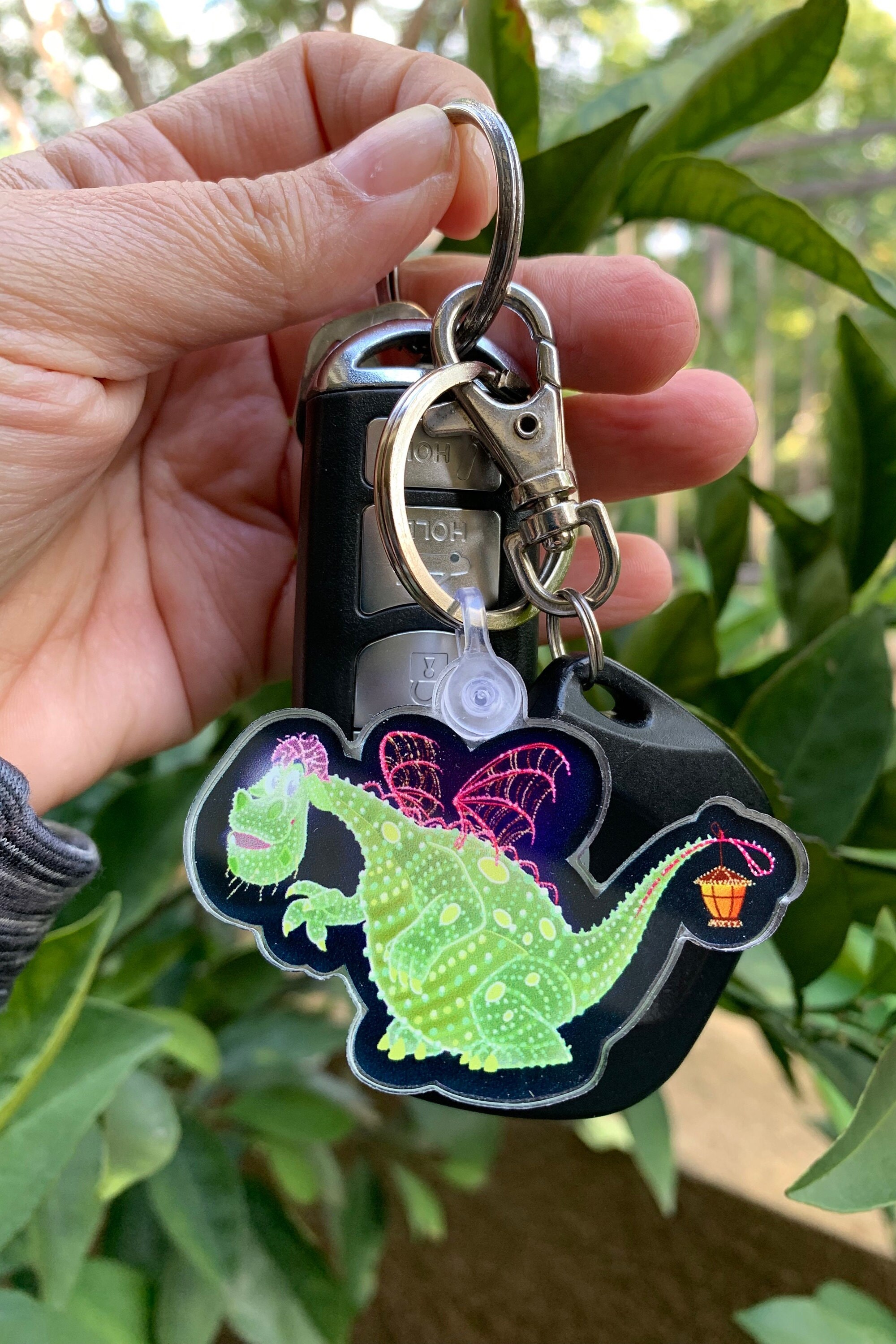 Disney's Main Street Electrical Parade-elliott the Dragon Keychain ...
