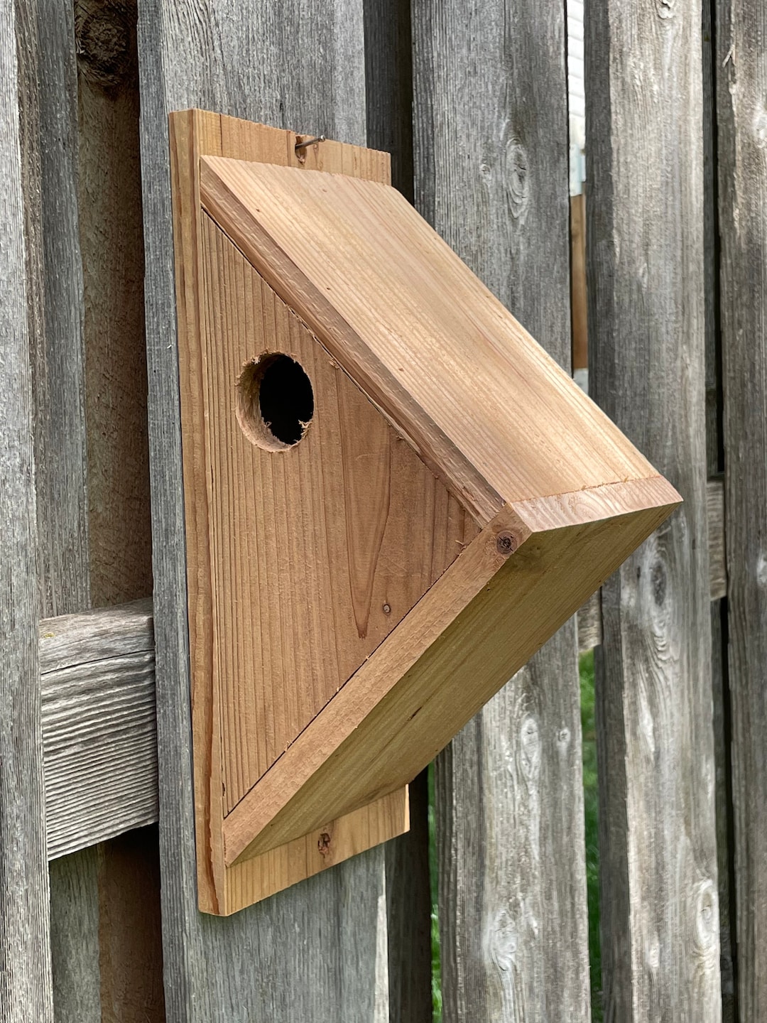Cedar Side-mount Birdhouse • Hand-crafted Nesting Box - Etsy