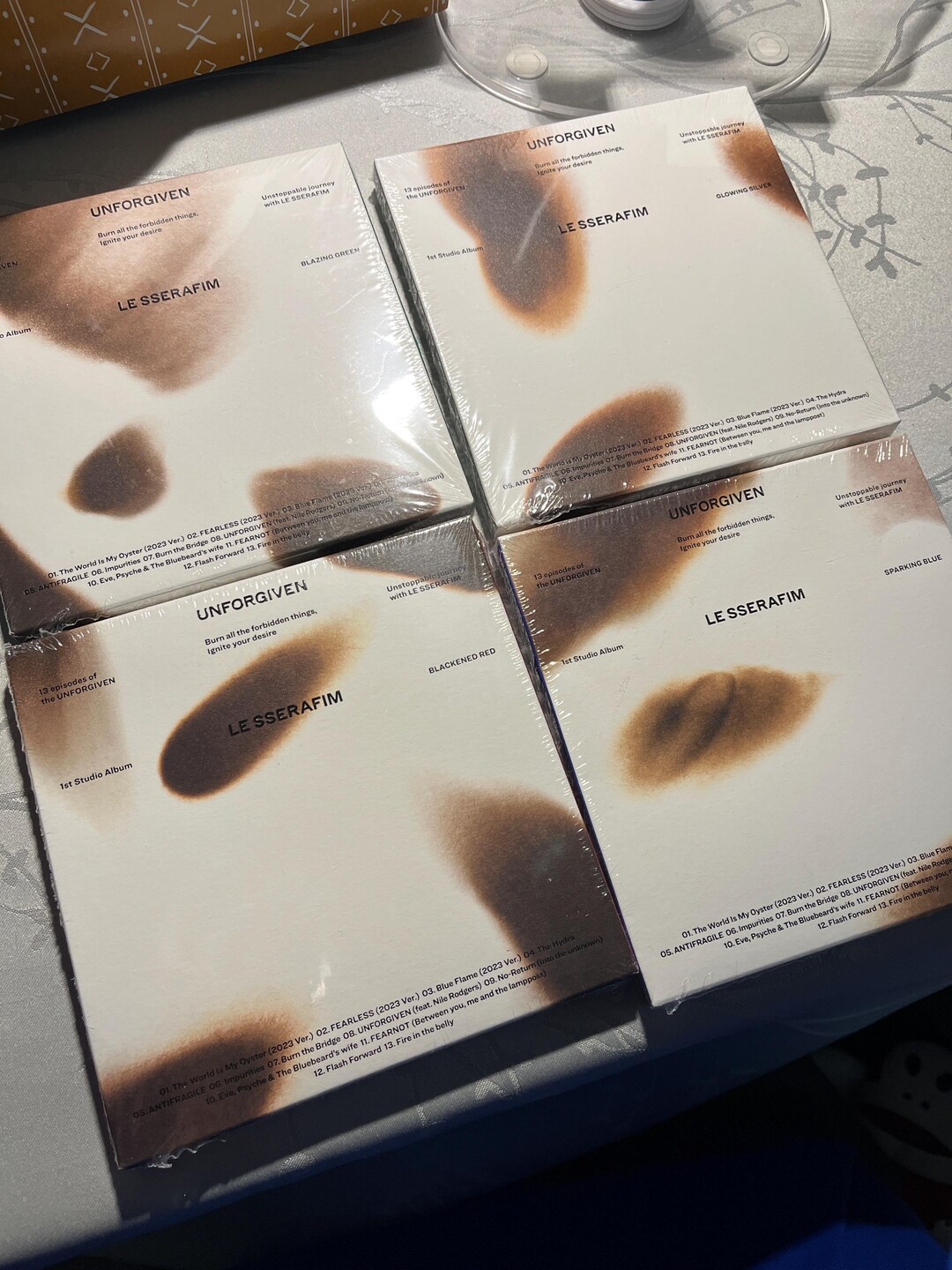 LE SSERAFIM | 1st Album | Unforgiven | Gift - Etsy