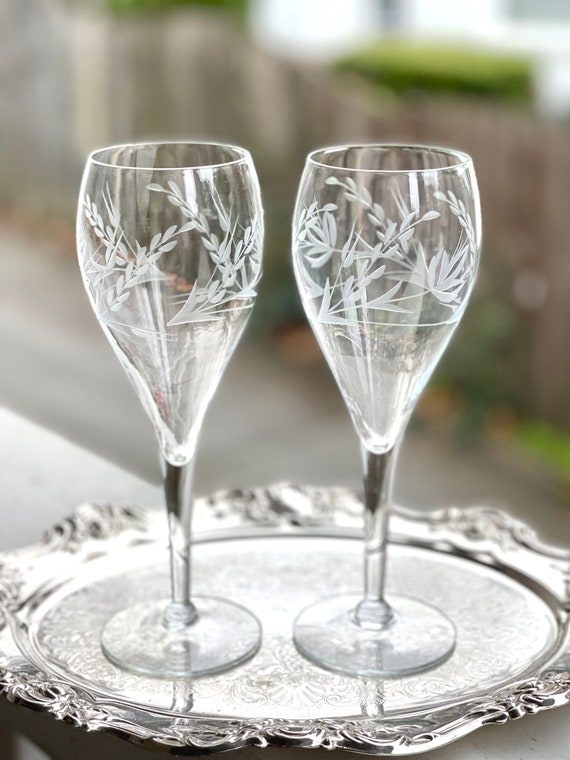 Vintage Etched Tulip Wine Glasses gray Cut Tulip Wine Glass champagne Glass wedding Toasting champagne Flute tulip Champagne Glass Set of 2 Etsy Canada