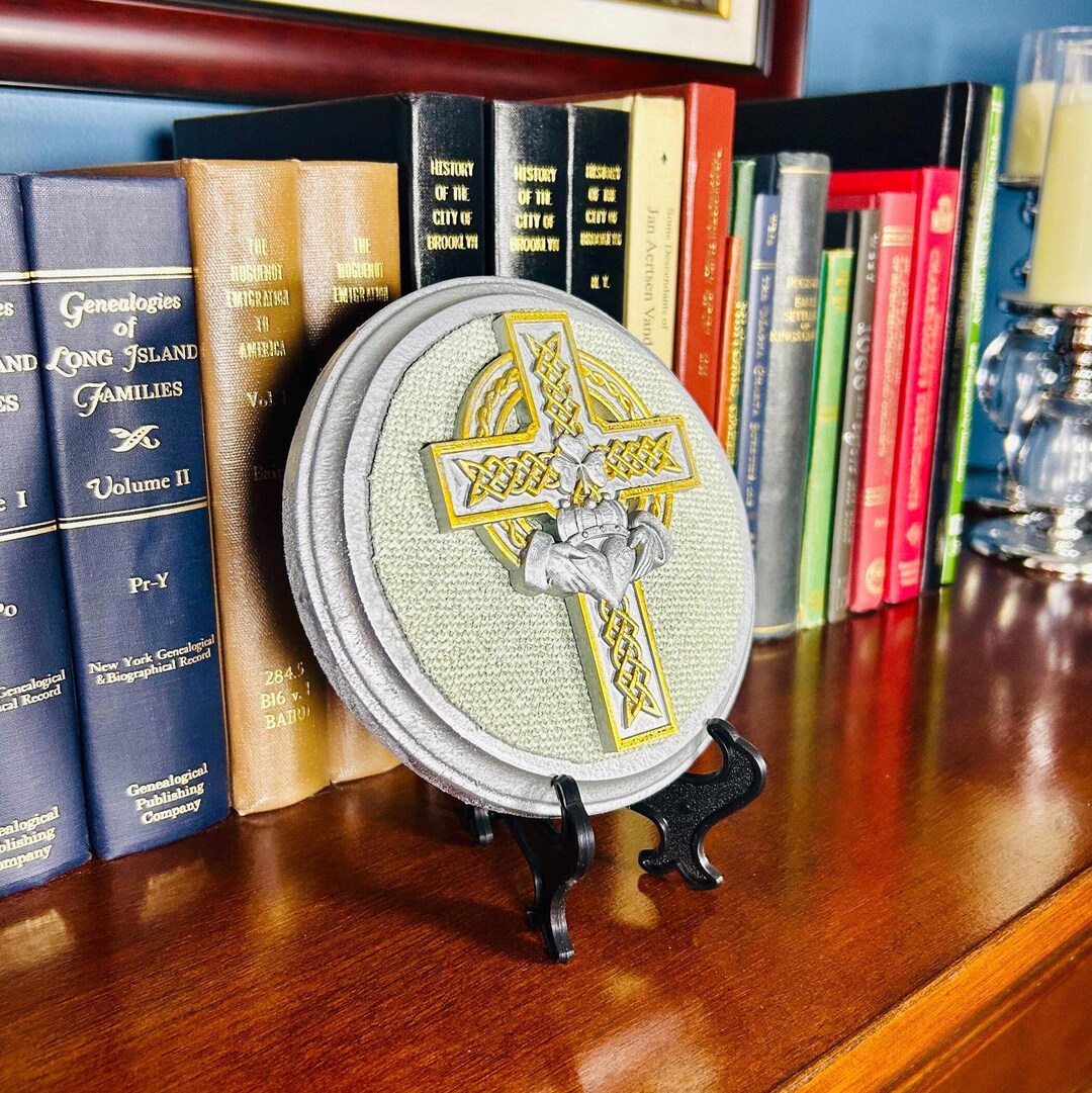 Celtic Cross & Irish Claddagh Sign Plaque - Etsy