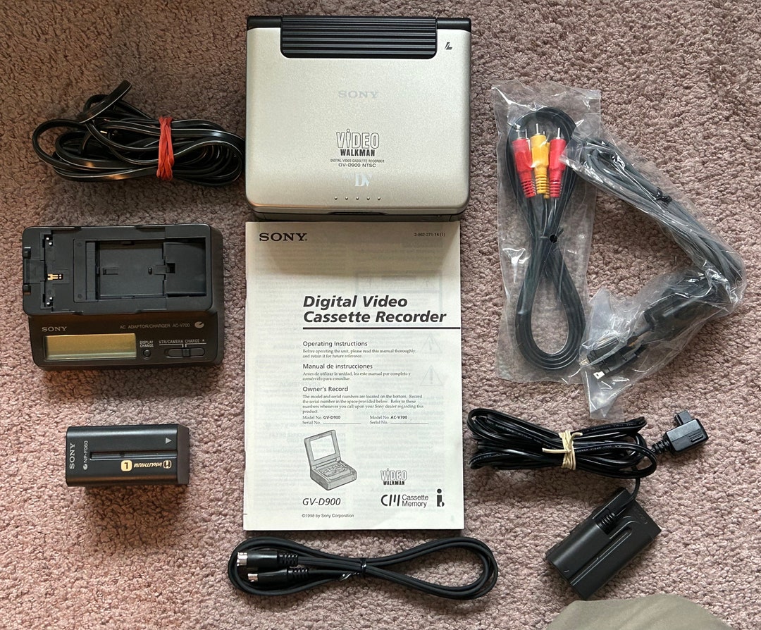 Sony GV-D900 NTSC Mini DV Digital Video Cassette Walkman Recorder Fully ...