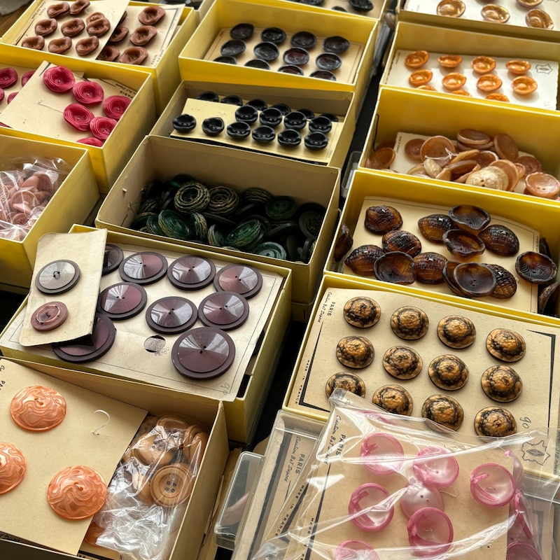 1950s Buttons - Etsy