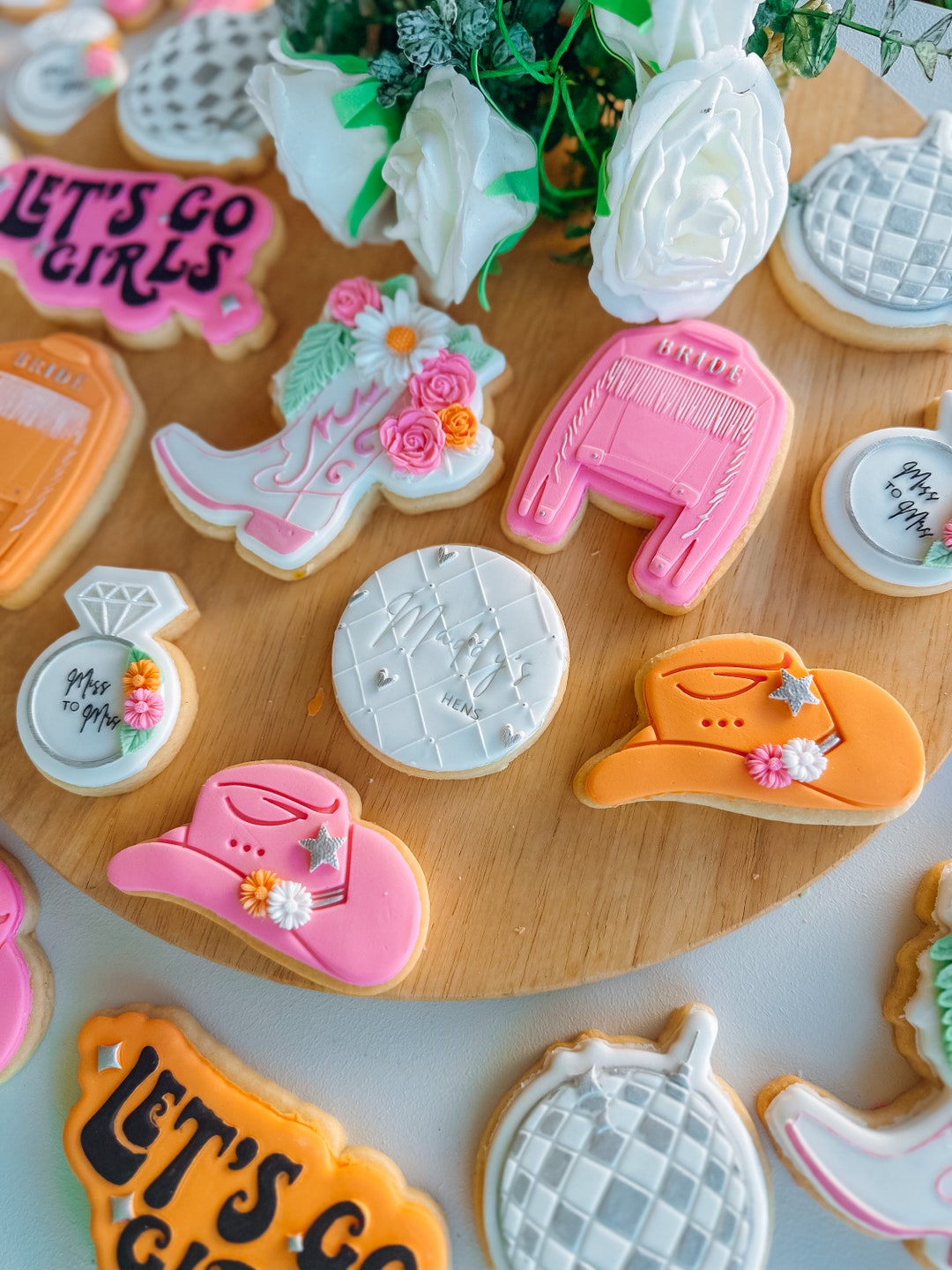 Cowgirl Hen Party Cookies | Last Rodeo Bridal Shower - Etsy