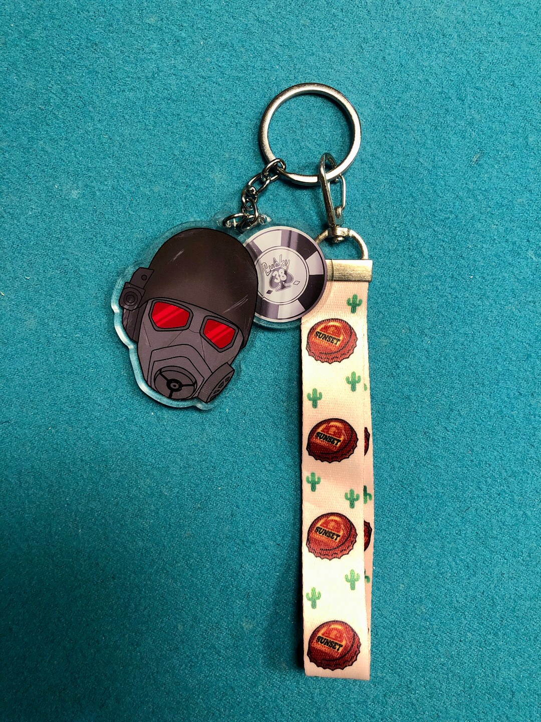 Fallout New Vegas Lanyard Keychain - Etsy