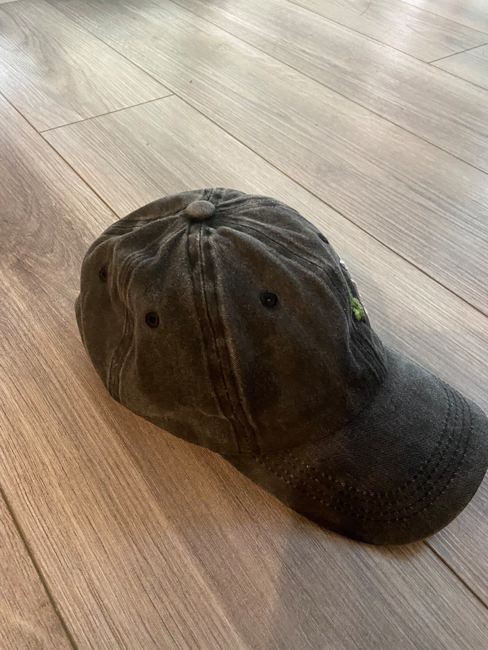 Hand-embroidered Koi Fish Hat, Distressed Hat, Men Women Embroidered ...