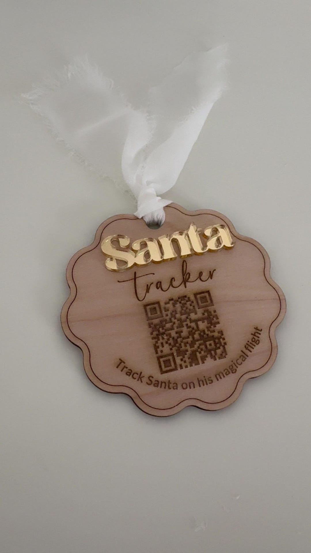 Santa Tracker, Scan to Track QR Code, Christmas Bauble, Fun Gift for a ...