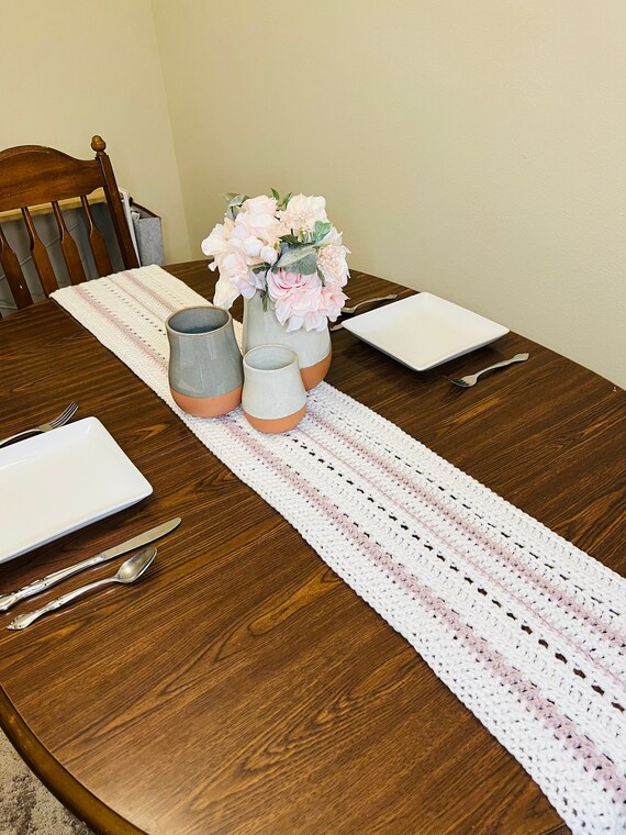 LILLY Crochet Table Runner PDF Pattern Delicate Textured Boho - Etsy