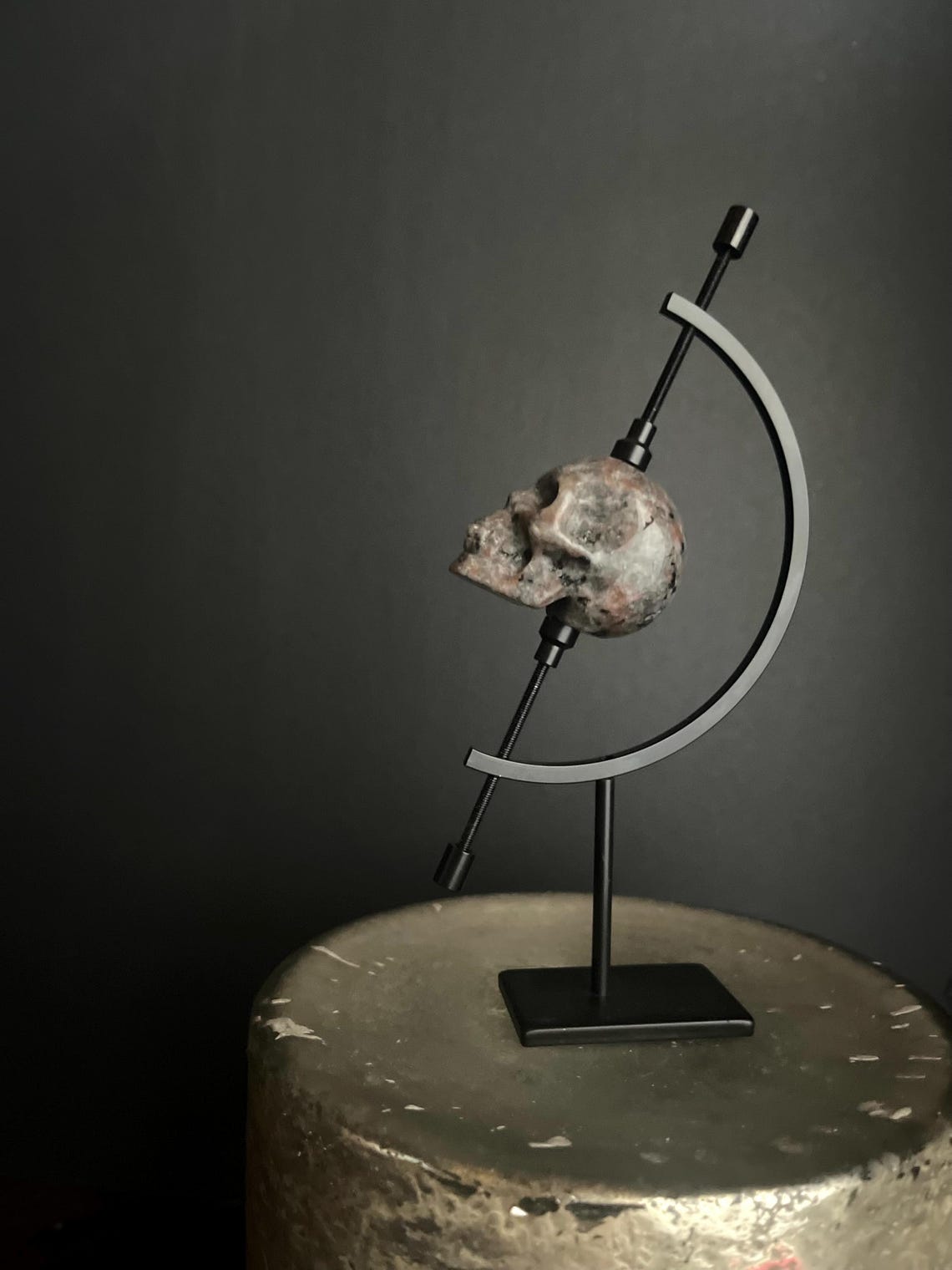 Yooperlite Glow Flame Skull Caliper Display | Gemstone | Home Decor ...